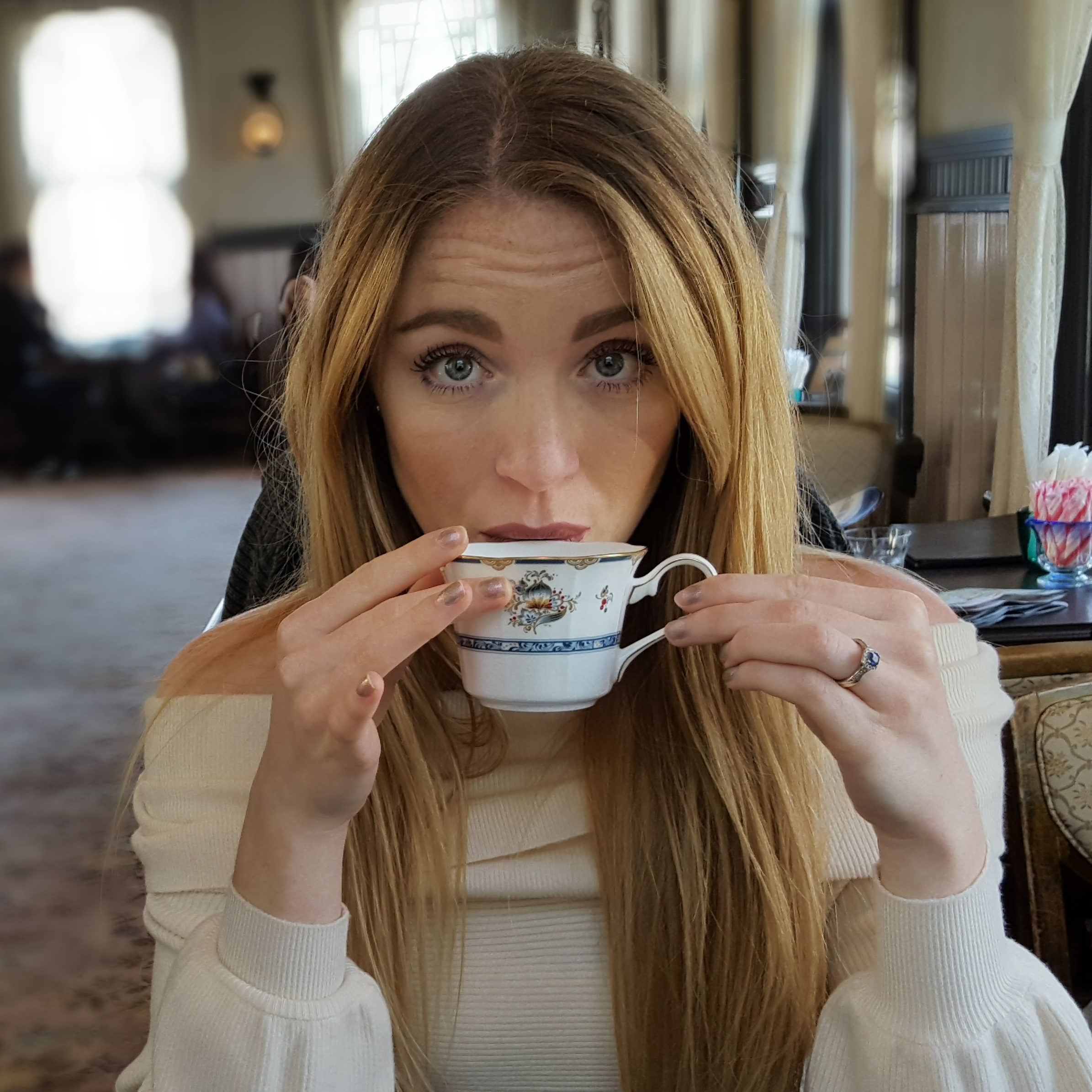 Lilly-Jane Young - lillyjaneyoung, 6 views, favorite drinks Prosecco ...